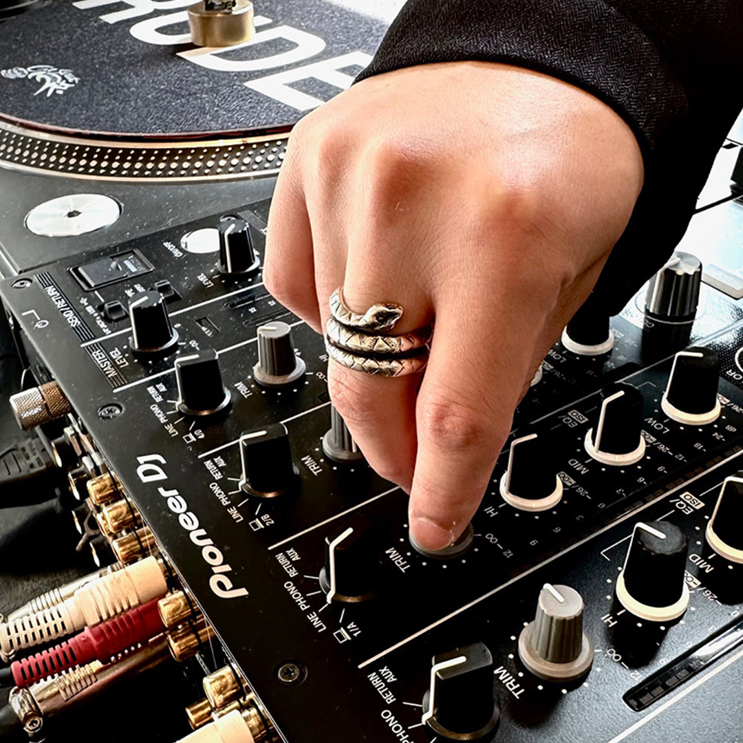 RATTLE SNAKE RING – RUDE GALLERY OFFICIAL ONLINE SHOP